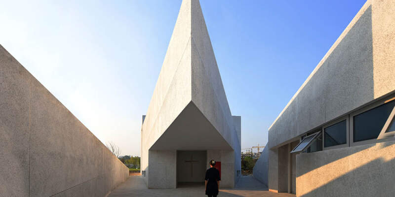 Yao-Fang-Men Park Church by SUYI and W2 Architects © Chao Shen | ARCHIVIBE